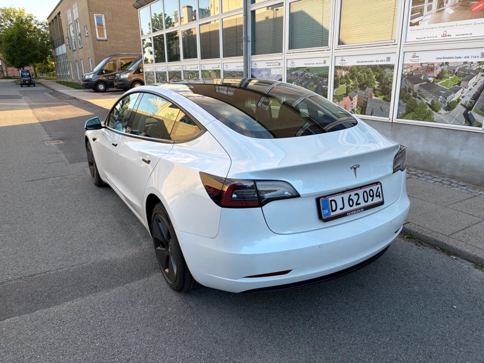 Brugt Tesla Model 3 Standard Range+ RWD 4d - Bilbasen