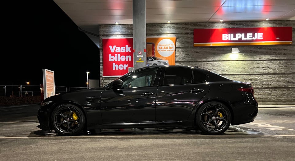 Brugt Alfa Romeo Giulia 2,0 T 280 Veloce aut. Q4 4d - Bilbasen