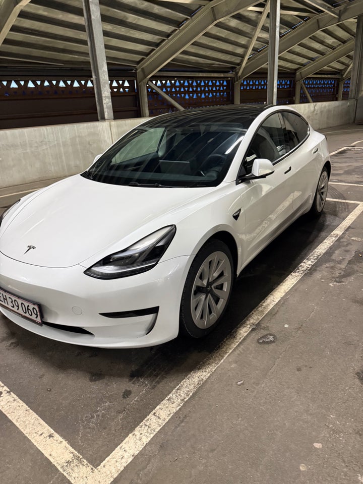 Brugt Tesla Model 3 RWD 4d - Bilbasen