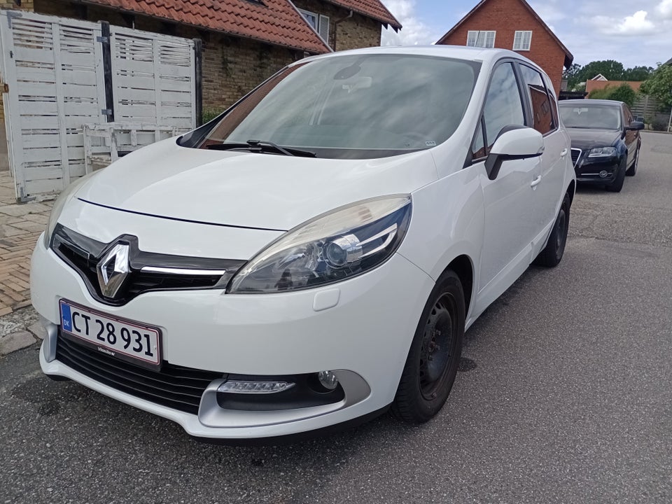 Brugt Renault Scenic XMod 1,5 dCi 110 Expression 5d - Bilbasen