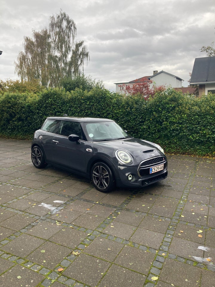 Brugt MINI Cooper S 2,0 Essential aut. 3d - Bilbasen