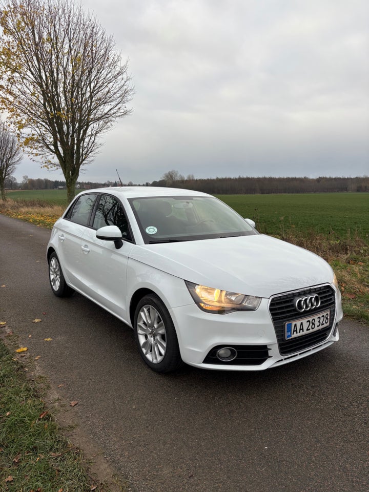 Brugt Audi A1 1,6 TDi 90 Attraction Sportback 5d - Bilbasen