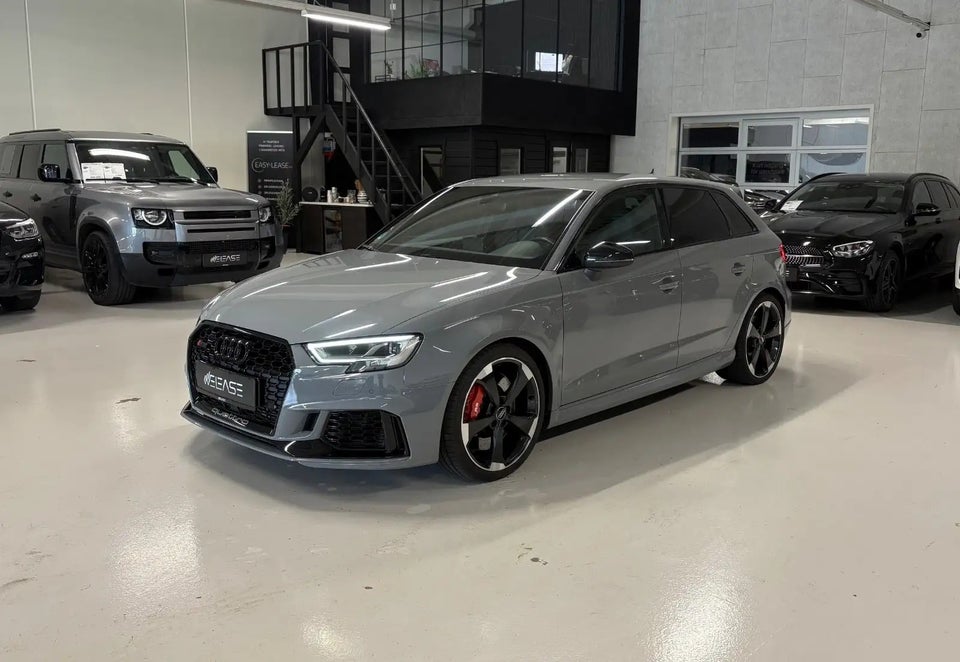 Brugt Audi RS3 2,5 TFSi Sportback quattro S-tr. Van 5d - Bilbasen