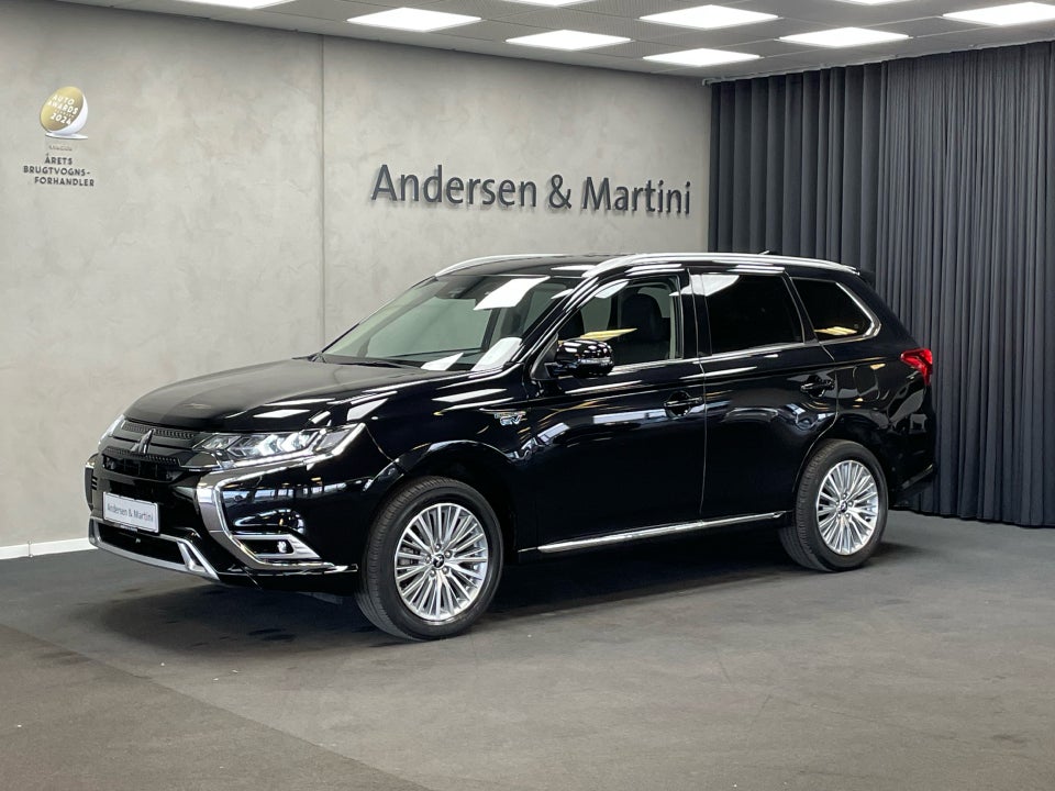 Brugt Mitsubishi Outlander 2,4 PHEV Limited CVT 4WD 5d - Bilbasen