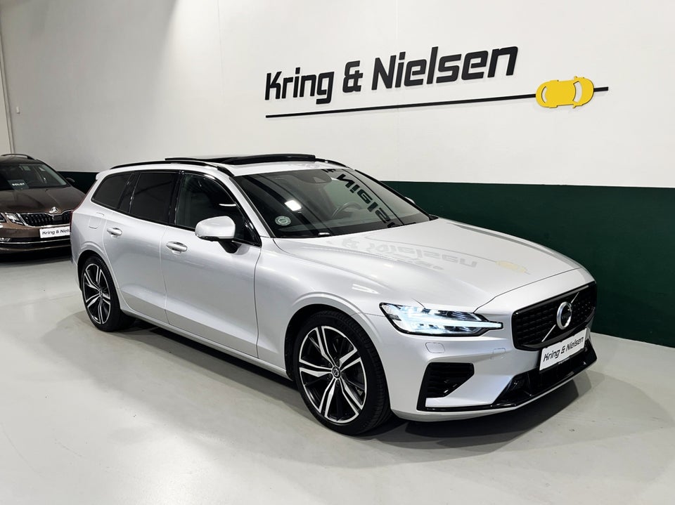 Brugt Volvo V60 2,0 T8 ReCharge R-Design aut. AWD 5d - Bilbasen