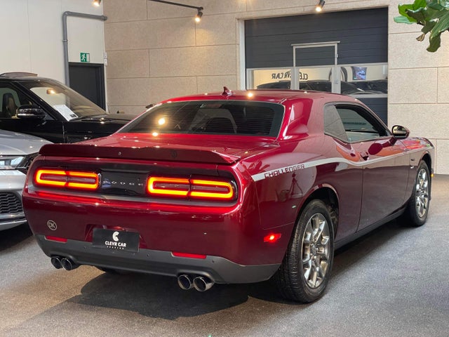 Dodge Challenger - se brugte til salg på Bilbasen