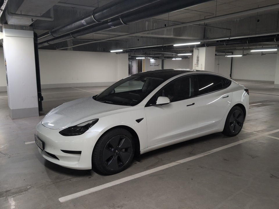 Brugt Tesla Model 3 RWD 4d - Bilbasen