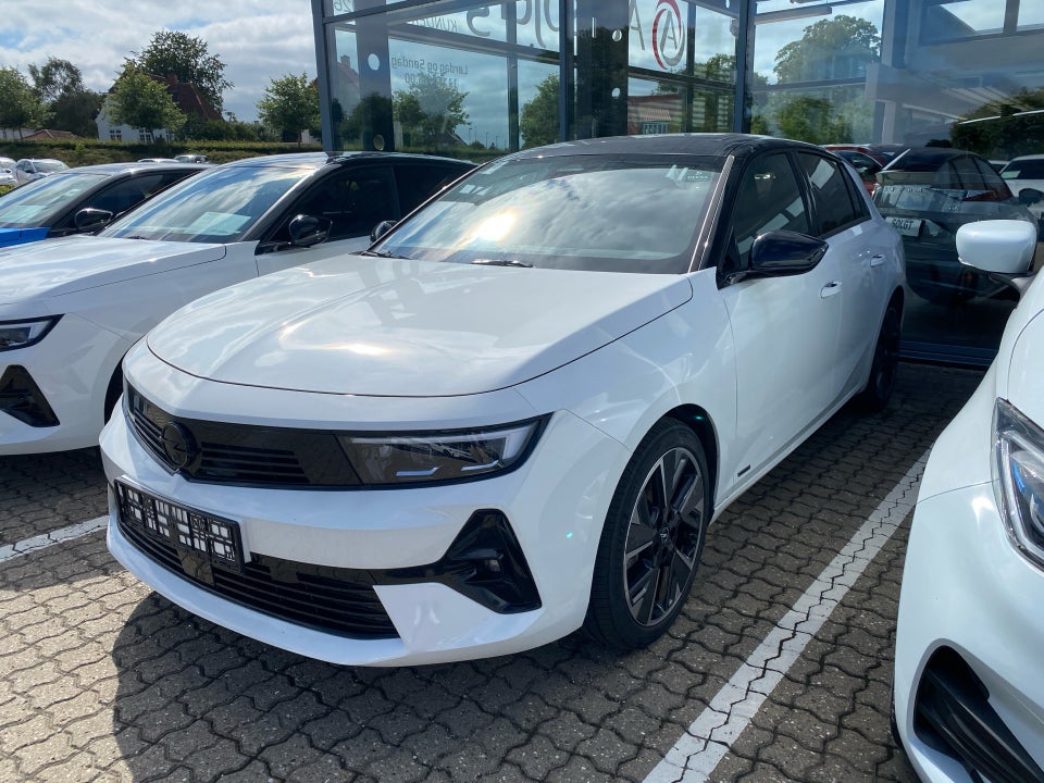 Brugt Opel Astra-e 54 GS 5d - Bilbasen