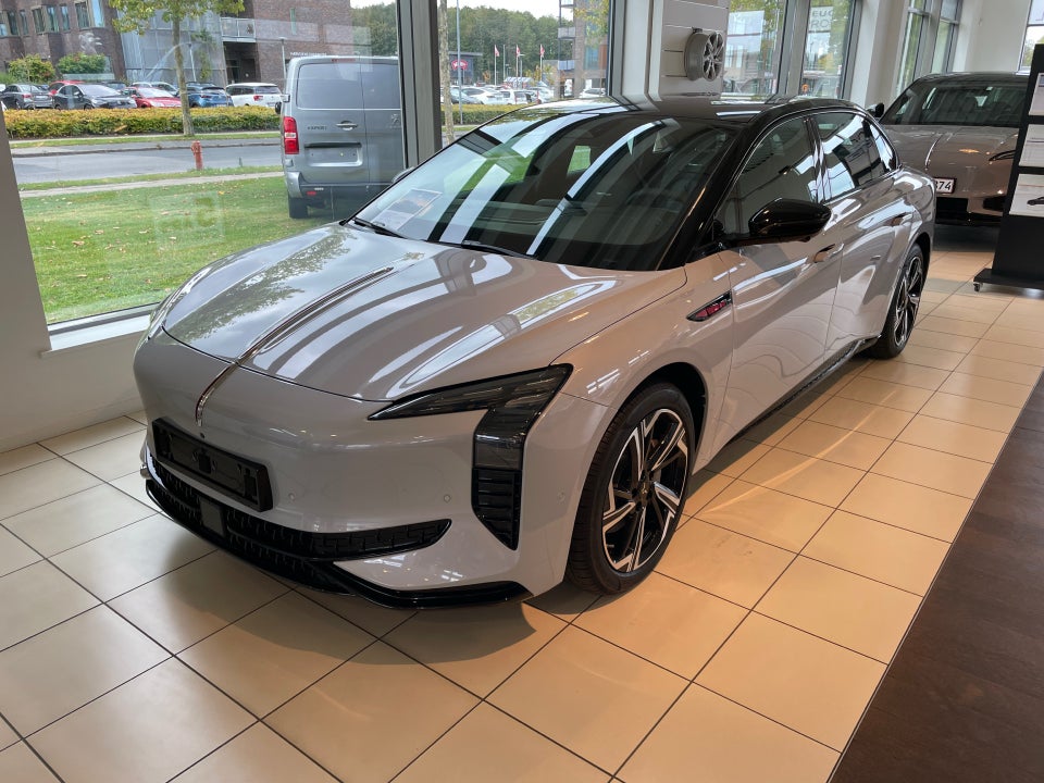 Brugt Hongqi EH7 111 Exclusive 4d - Bilbasen