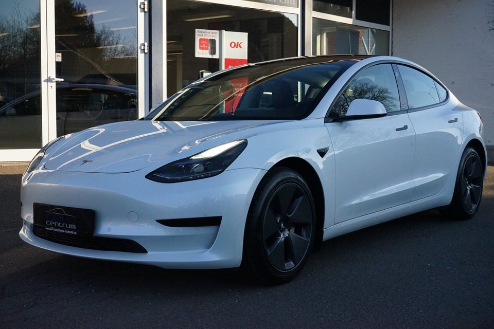 Brugt Tesla Model 3 Standard Range+ RWD 4d - Bilbasen