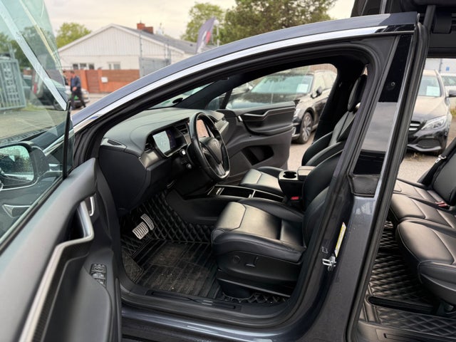 Tesla Model X - 30 brugte til salg på Bilbasen