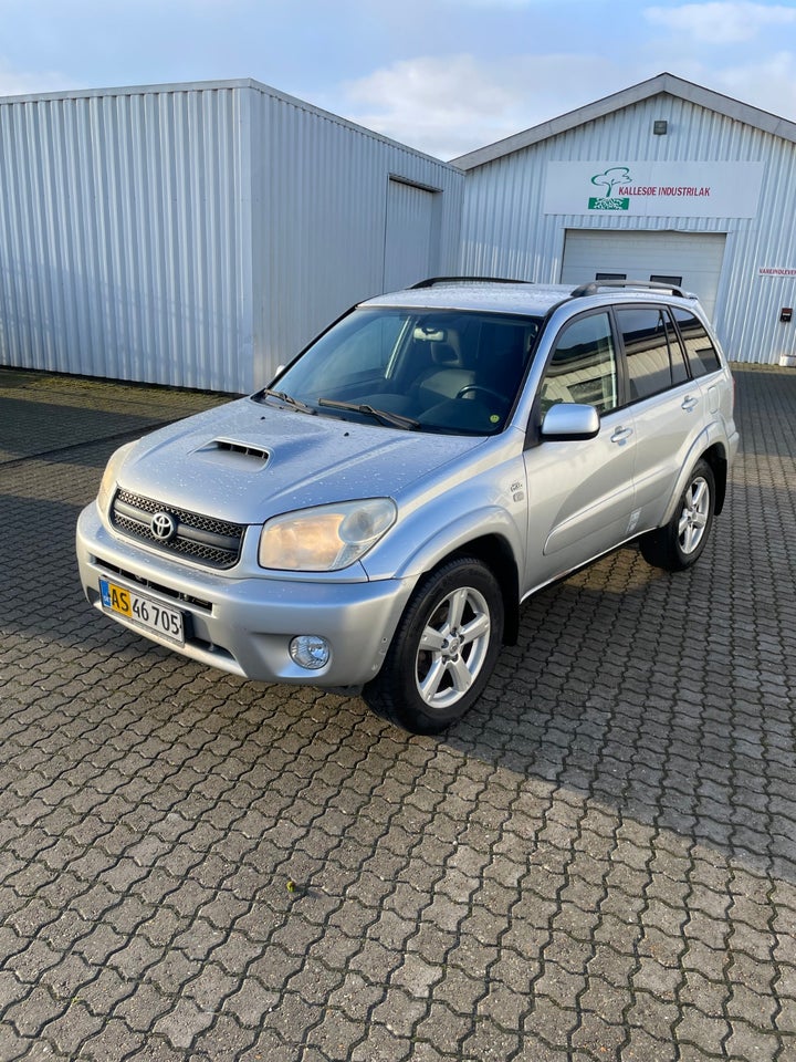 Brugt Toyota RAV4 2,0 D-4D 4x4 Van 5d - Bilbasen