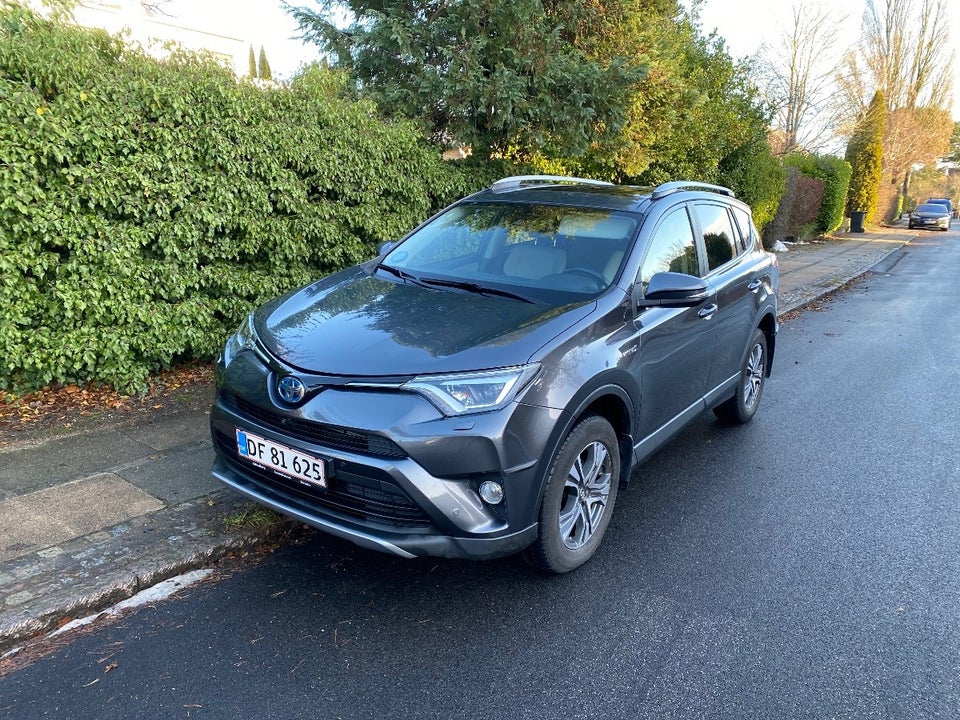 Brugt Toyota RAV4 2,5 Hybrid H4 MDS 5d - Bilbasen