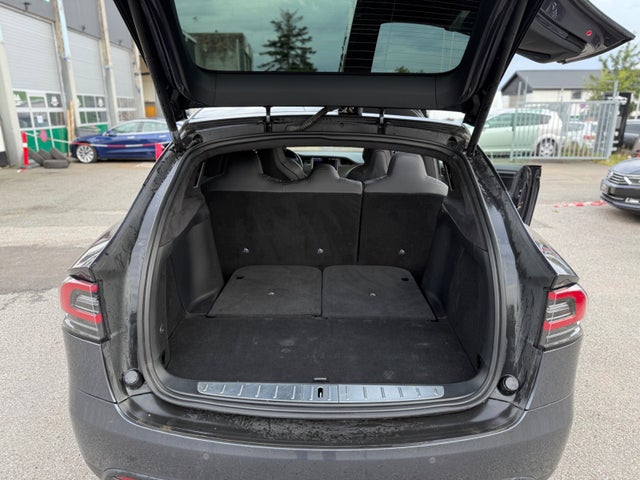 Tesla Model X - 30 brugte til salg på Bilbasen