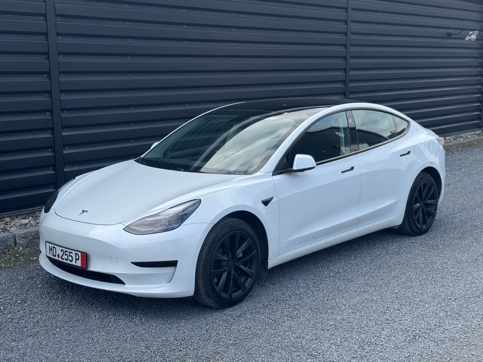 Brugt Tesla Model 3 RWD 4d - Bilbasen