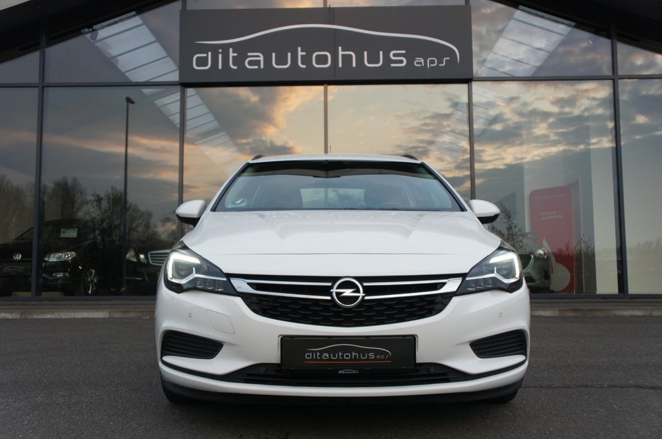 Brugt Opel Astra 1,4 T 150 Dynamic Sports Tourer aut. 5d - Bilbasen