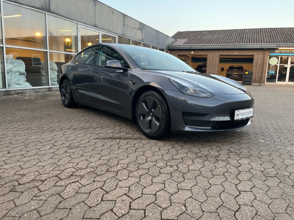 Brugt Tesla Model 3 RWD 4d - Bilbasen