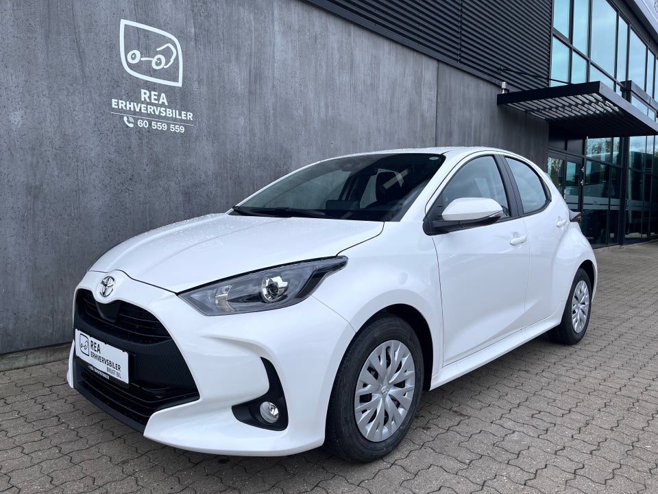 Brugt Toyota Yaris 1,0 Essential Van 5d - Bilbasen